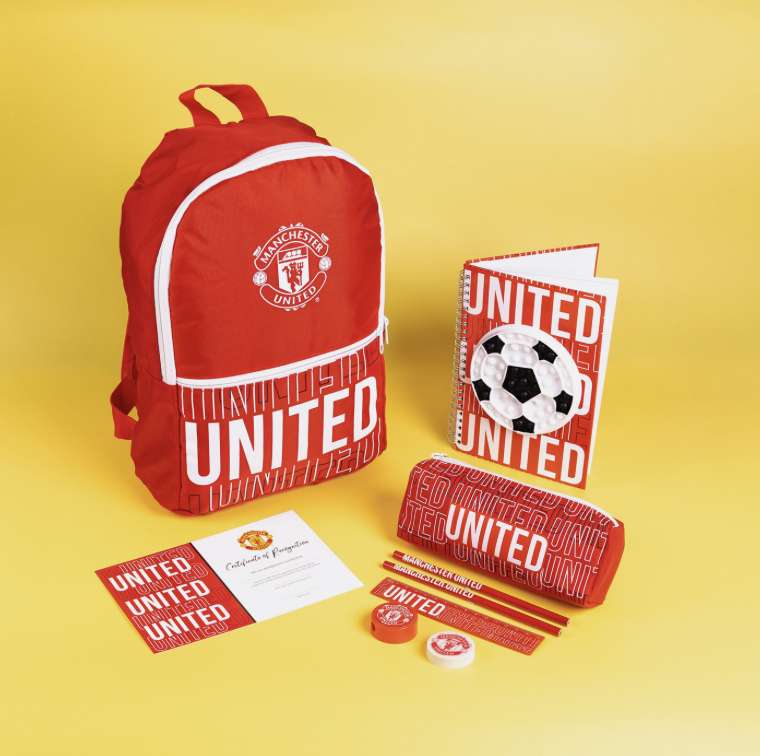 Manchester United Junior Membership £14.99 + Exclusive Merch at ...