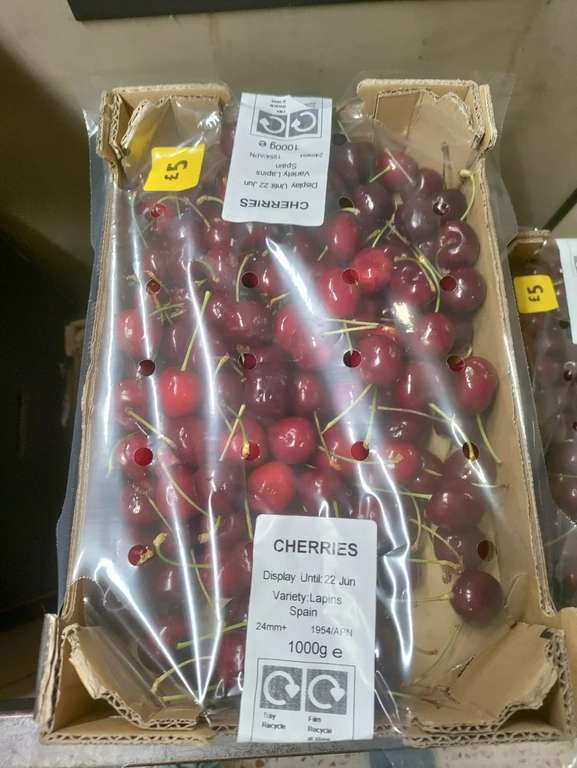 1 KG Box of Cherries for £5 Morrisons - Shop at Morrisons | hotukdeals