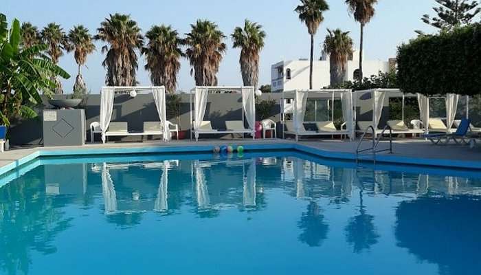 Kos 4 Adults, 14 Nights UK Flight & Luggage – at Jet2Holidays | hotukdeals
