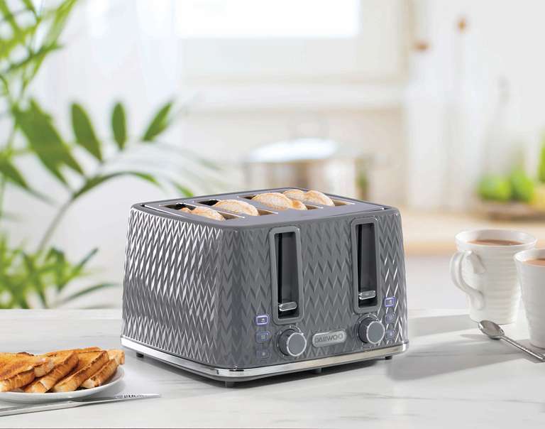Daewoo Argyle 4-Slice Toaster with Defrost, Reheat & Browning Control ...