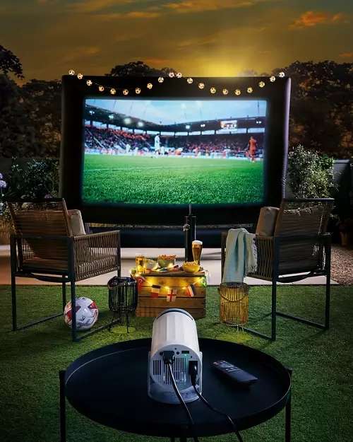 CRANE Inflatable Movie Screen at Aldi – £59.99 | hotukdeals