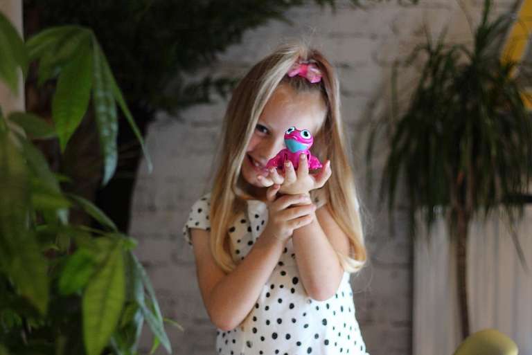 Let's Go Gecko - Pink Interactive Walking Pet with 25+ Sounds £5.22 at ...