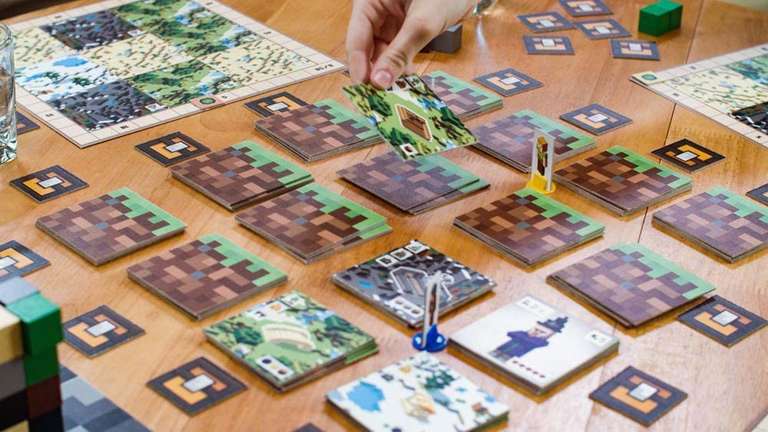 Ravensburger Minecraft Builders & Biomes Strategy Board Game, 2 to 4 ...